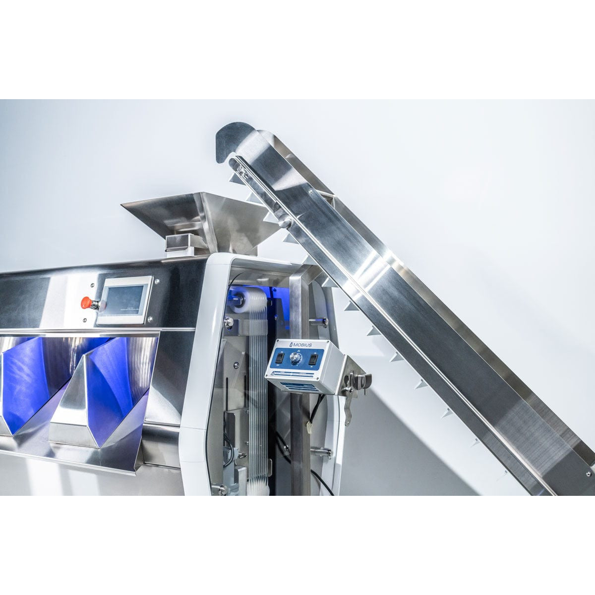 Mobius Autofeed Conveyor System